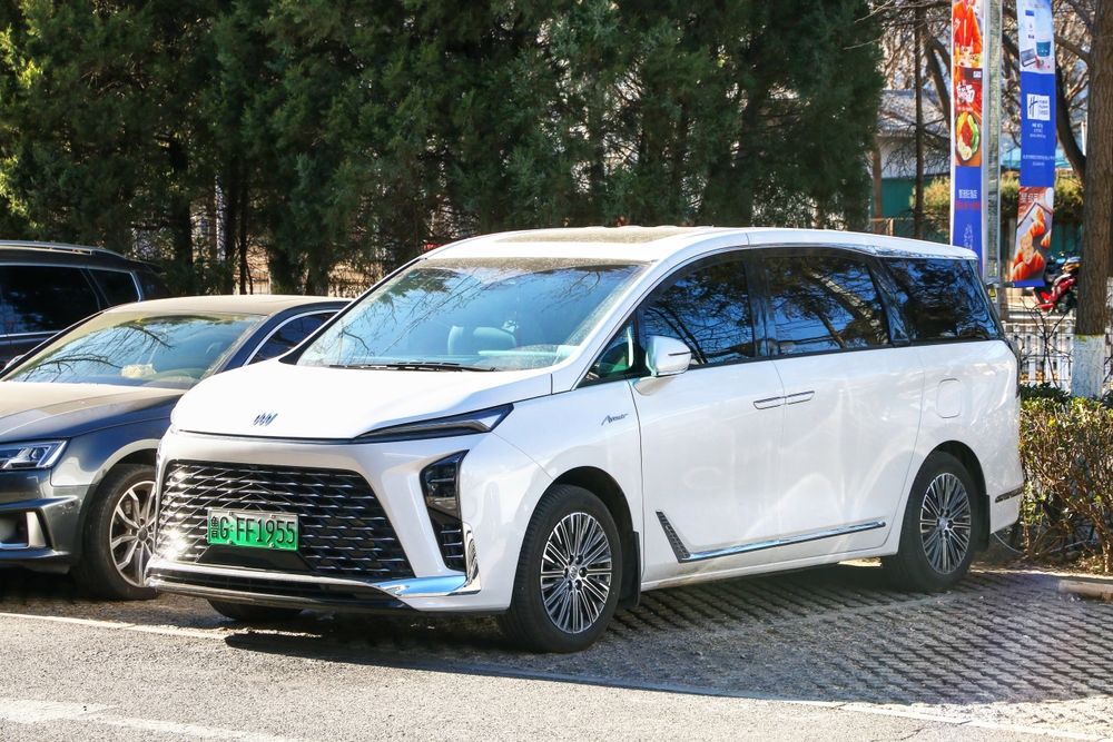 Lifestyle A2Z - 2025 Buick GL8 Sets New Standard for Luxury MPVs